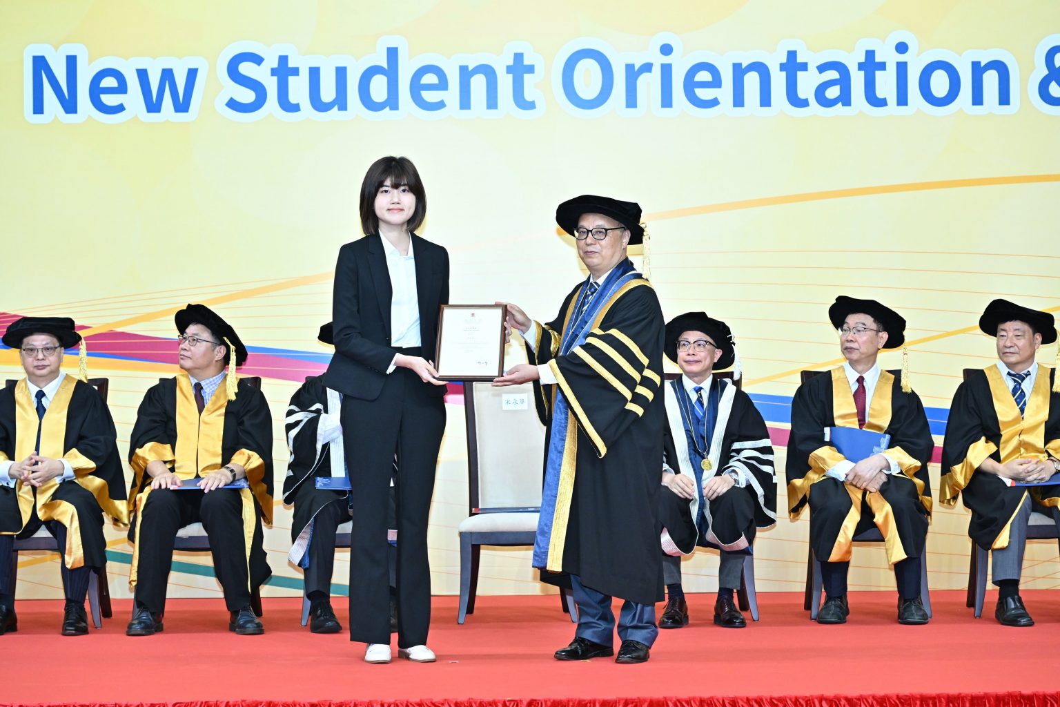 Ma Man Kei and Lo Pak Sam College Student Leaders on Rector’s Honour ...