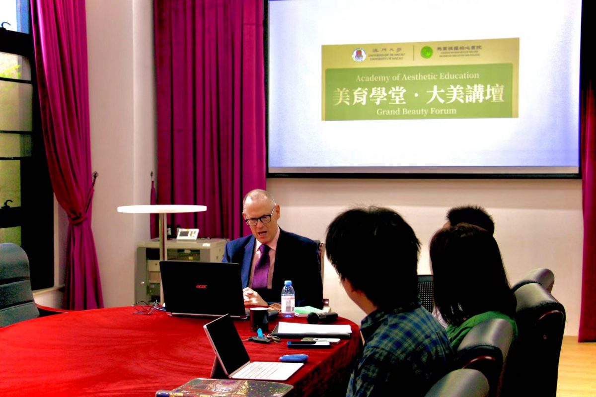 Member of Academia Europea Prof. Jonathan Locke Hart Engages MLC ...